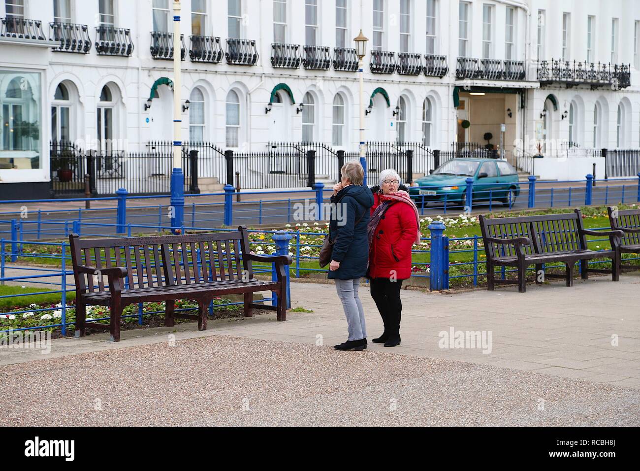 Eastbourne promenade walk hi-res stock photography and images - Alamy