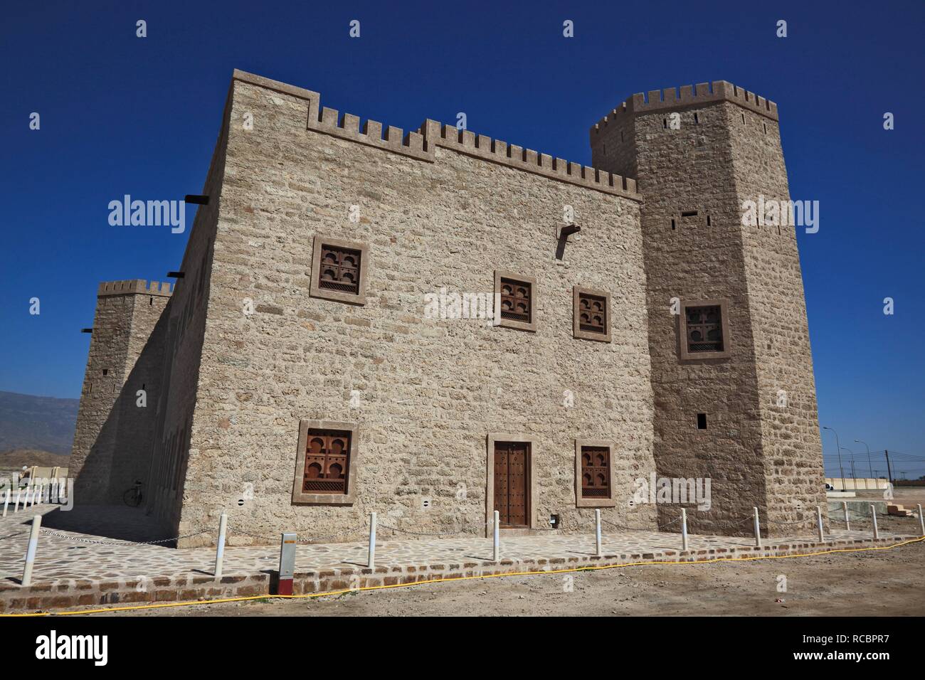 Fort Mirbat in the south of Oman, Arabian Peninsula, Middle East, Asia ...
