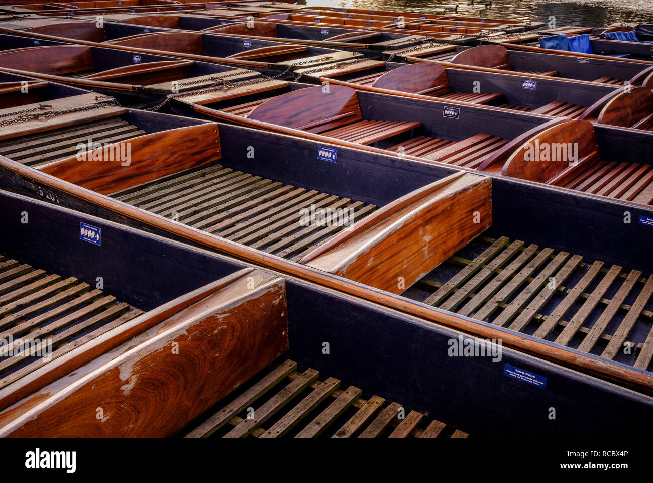 River Wooden Punts Punting Bridge High Resolution Stock Photography and ...