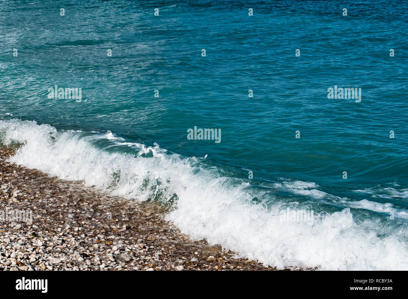Rolling waves hi-res stock photography and images - Alamy