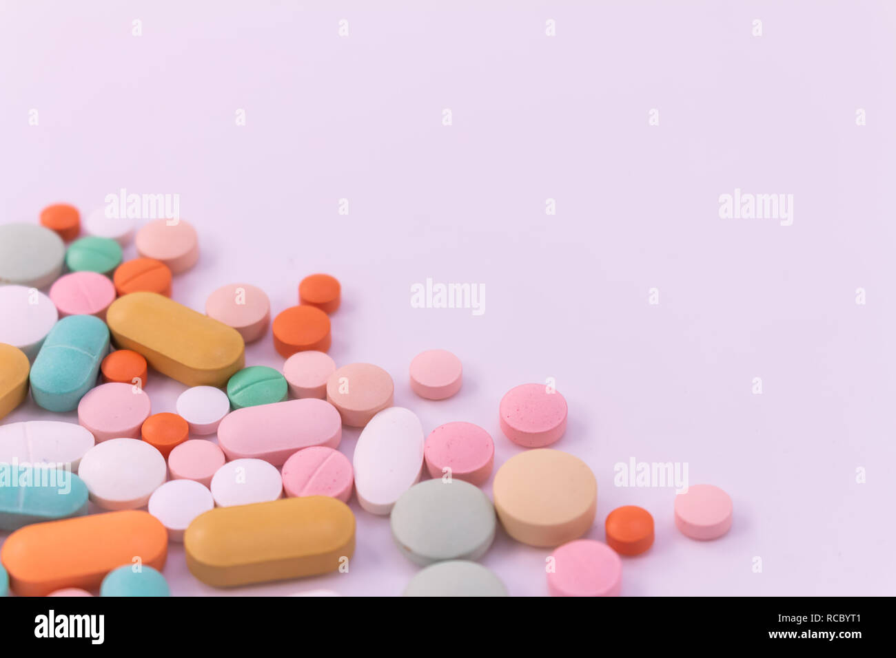 Vitamin tablets various colors hi-res stock photography and images - Alamy