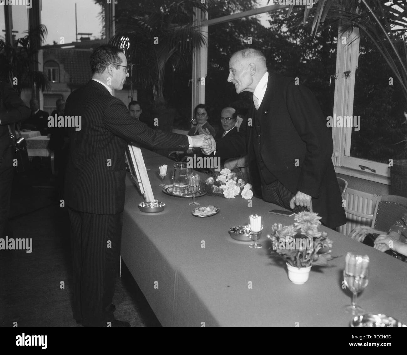 Avro studio hi-res stock photography and images - Alamy