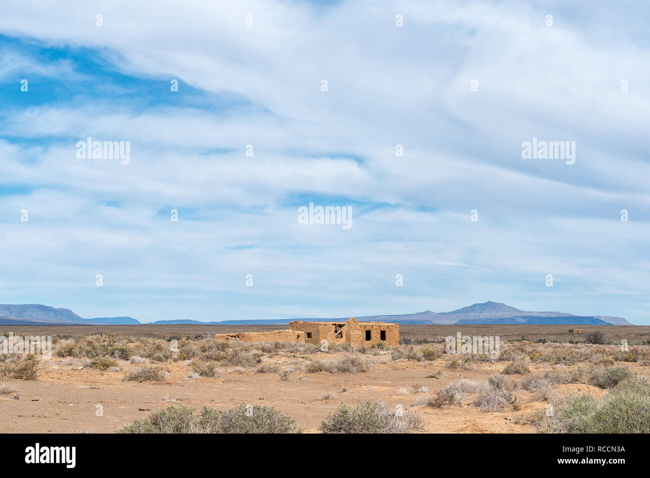 An old ruin in the Tankwa Karoo in the Northern Cape Province Stock ...