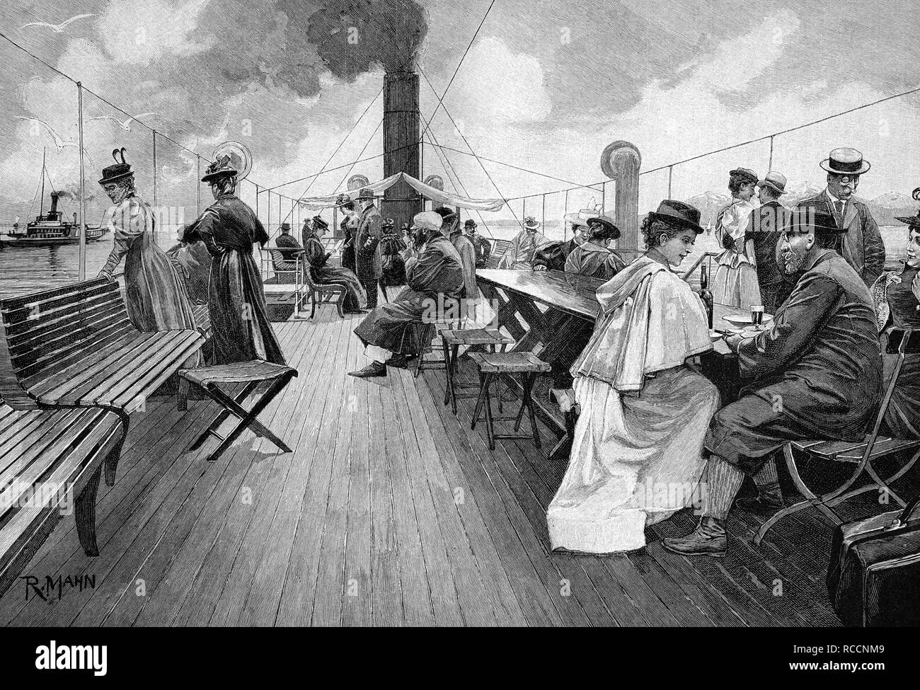 Historic deck hi-res stock photography and images - Alamy