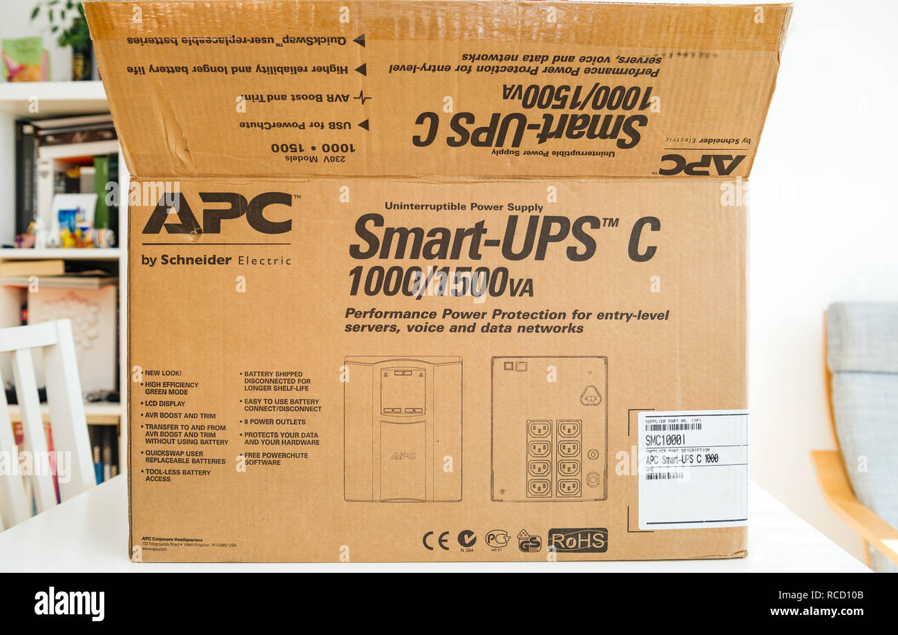 Uninterruptible power supply room hi-res stock photography and images ...