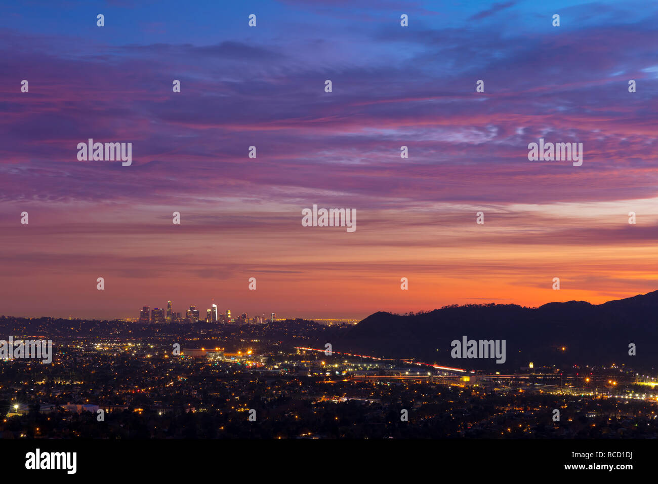 Los angeles nightlife hi-res stock photography and images - Alamy