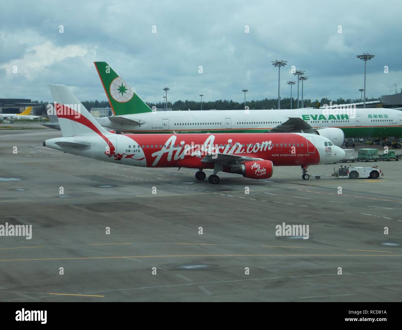 Airasia airbus a320 hi-res stock photography and images - Alamy
