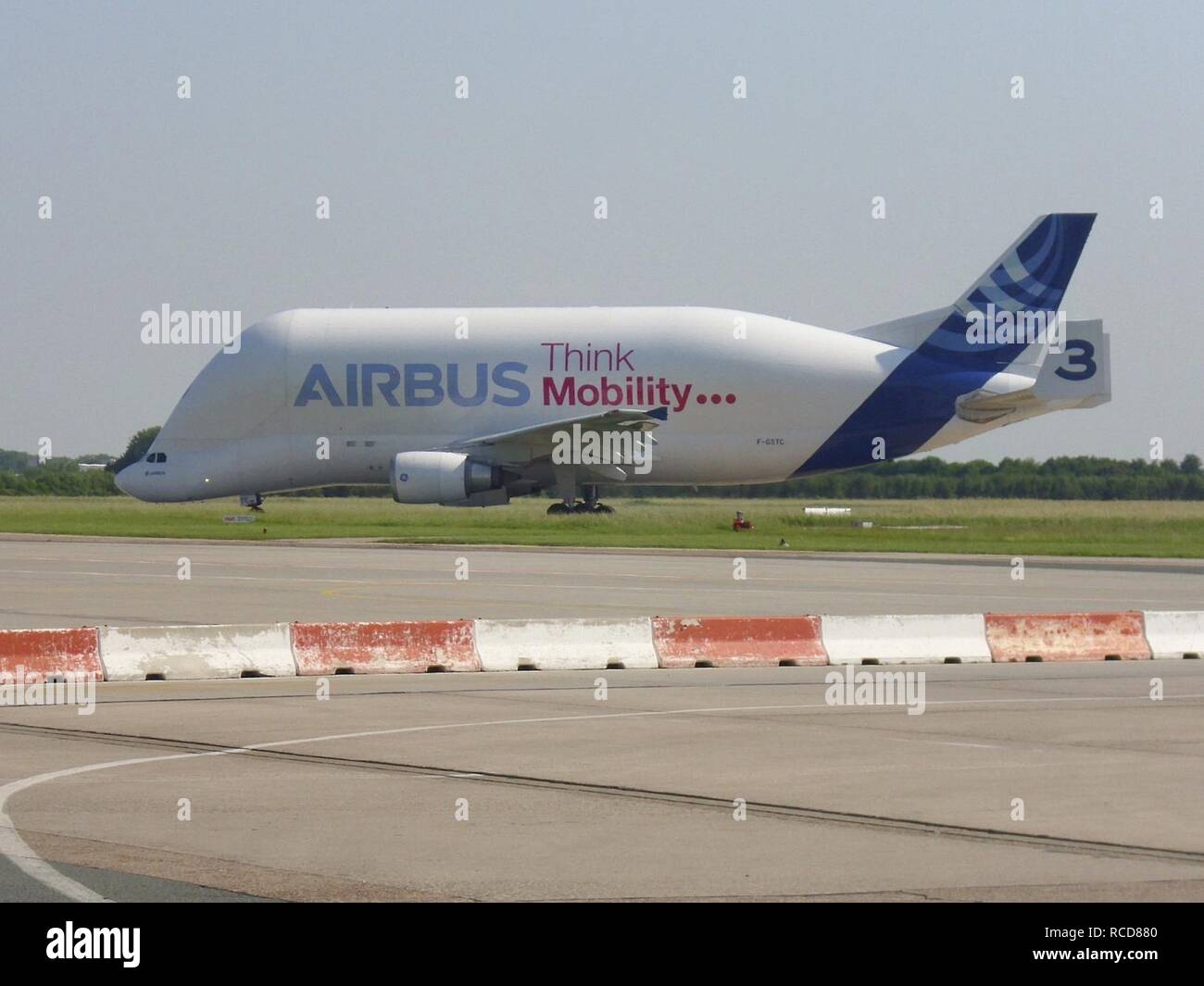 Airbus A300-600ST F-GSTC (3 Stock Photo - Alamy