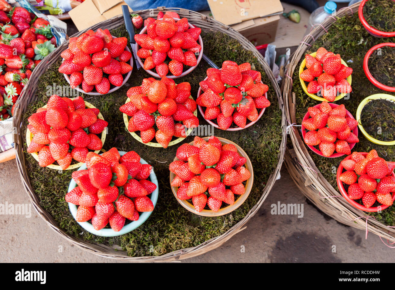 India strawberry hi-res stock photography and images - Alamy