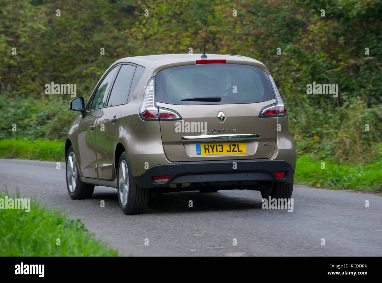 2013 Renault Scenic French MPV people carrier Stock Photo - Alamy