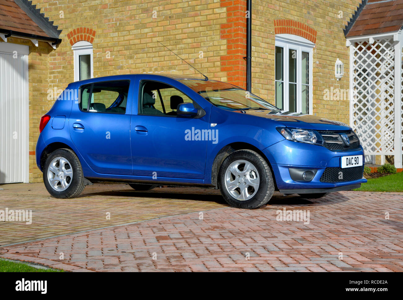 Blue dacia hi-res stock photography and images - Alamy