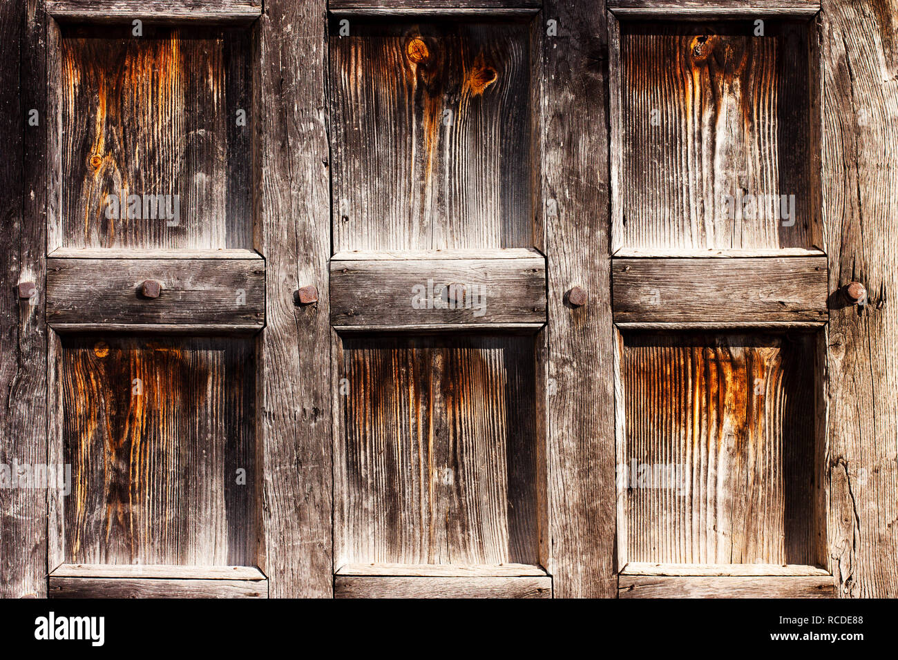 Rustic doors hi-res stock photography and images - Alamy