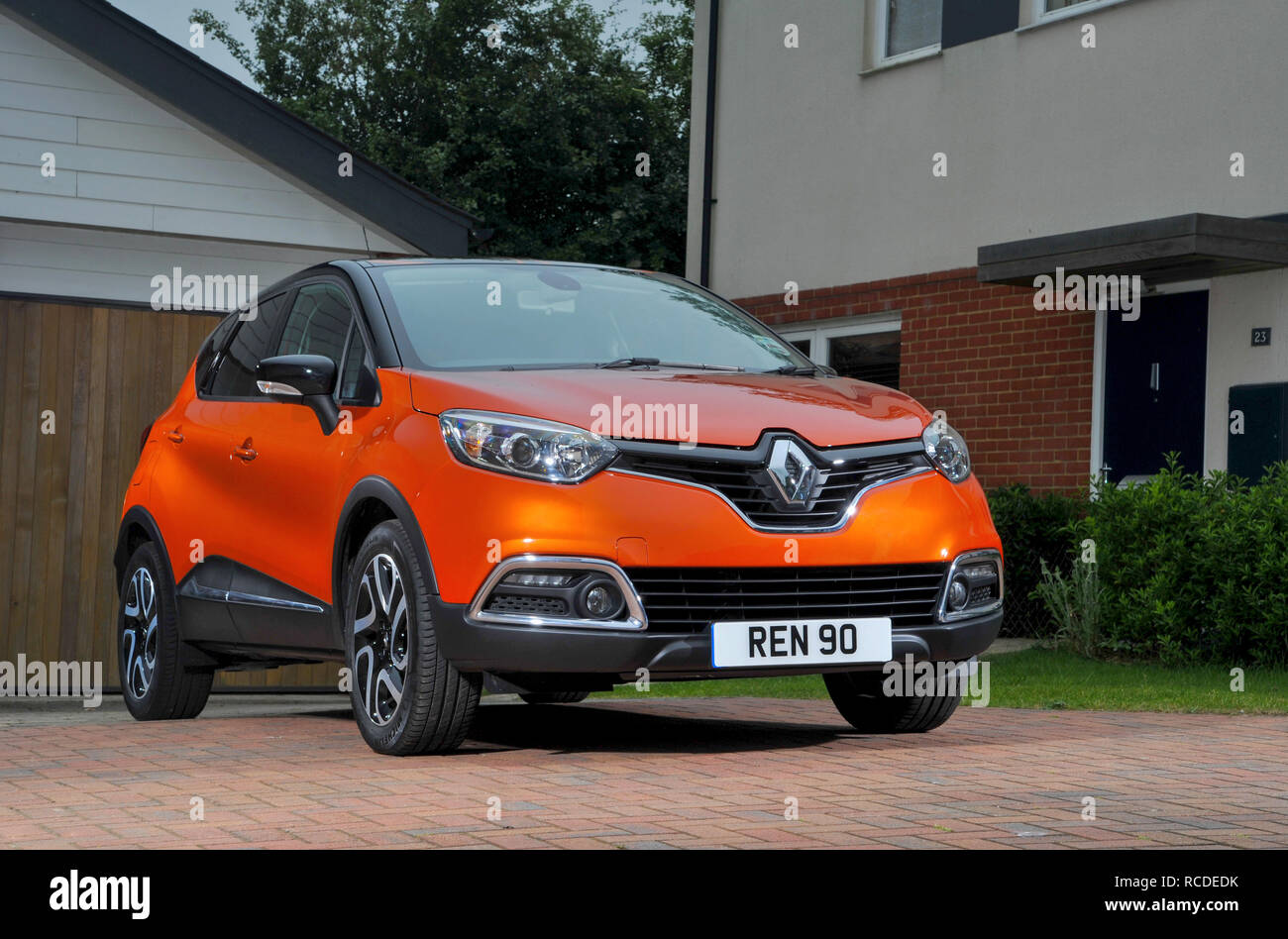 2013 Renault Captur French small SUV Stock Photo - Alamy