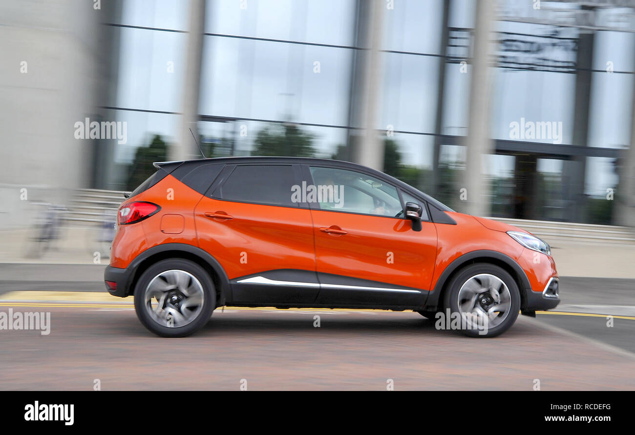 2013 Renault Captur French small SUV Stock Photo - Alamy