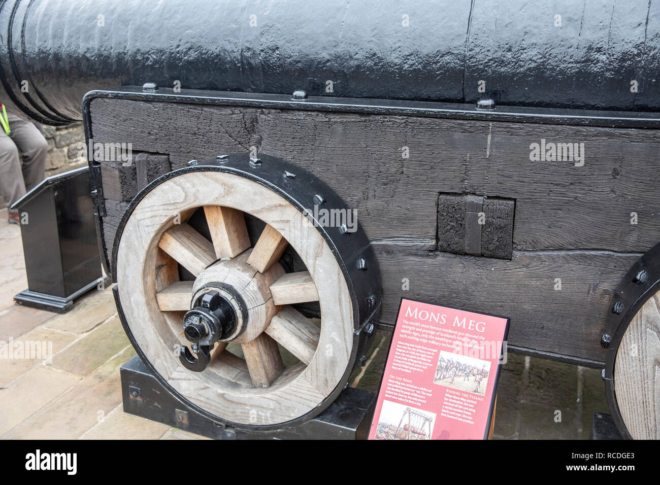 Bombard medieval hi-res stock photography and images - Alamy