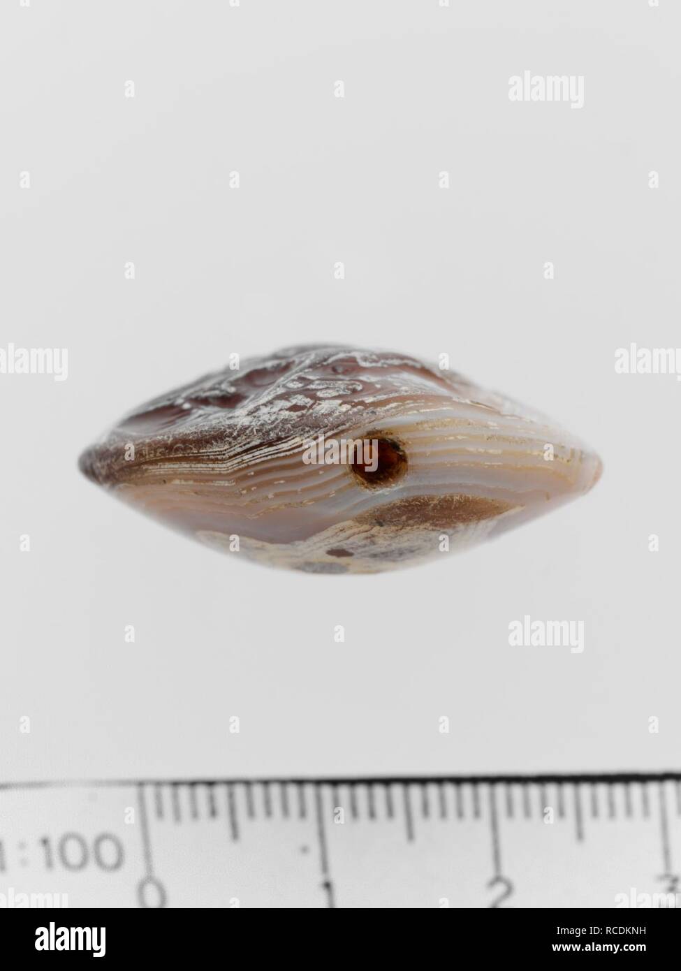 Agate lentoid seal hi-res stock photography and images - Alamy