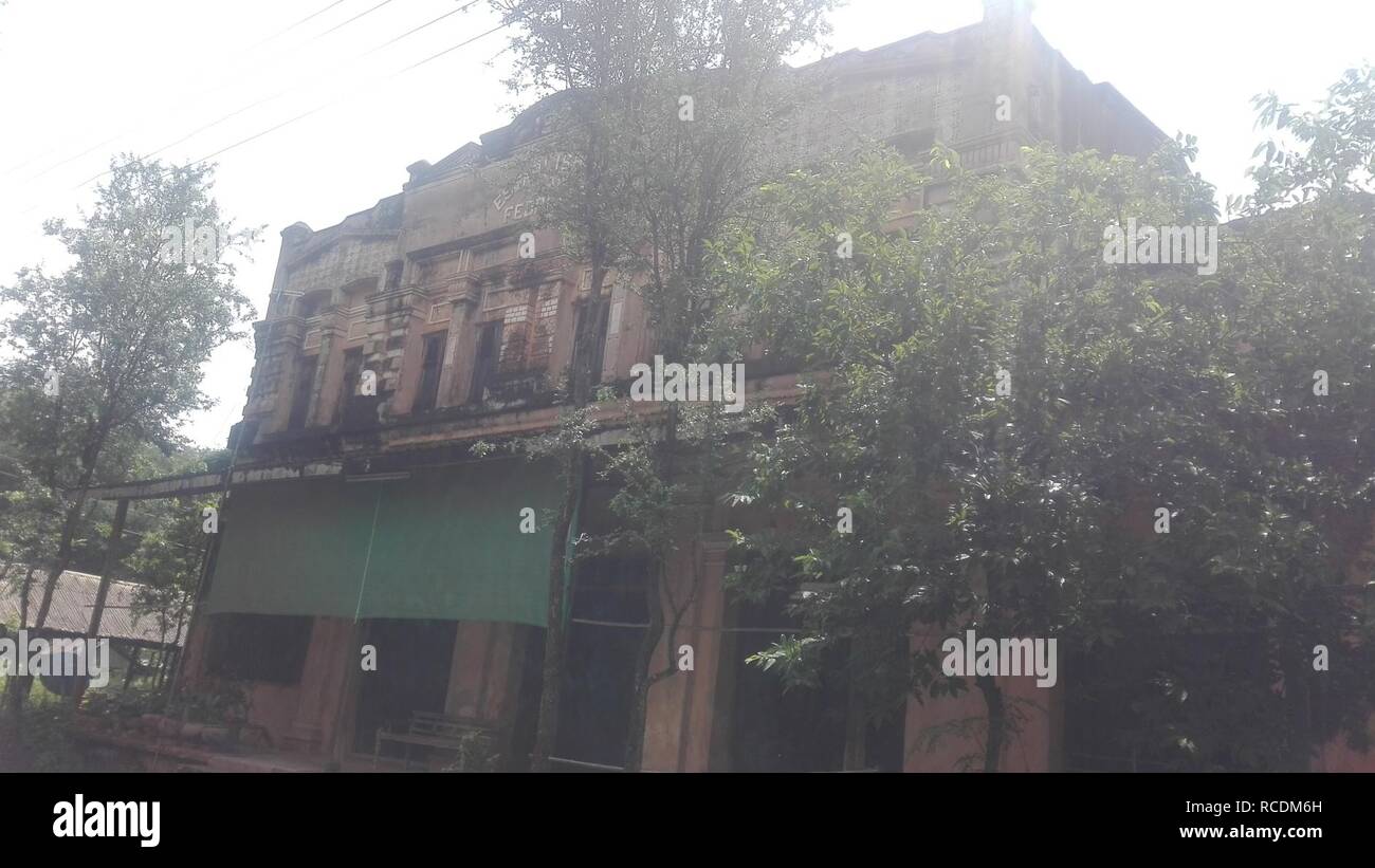 AGE OF BRITISHER BUILDING Stock Photo - Alamy