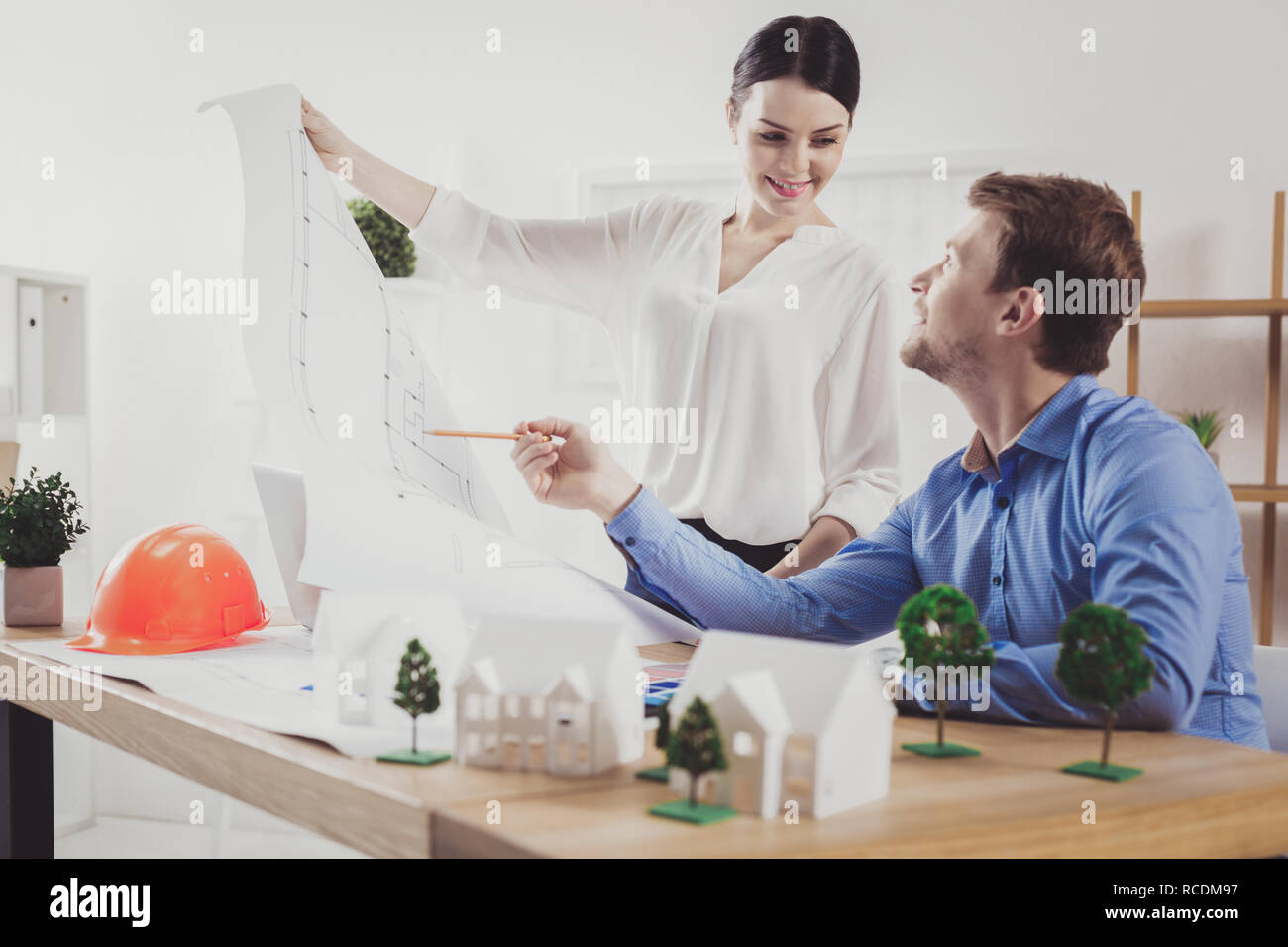 Pleasant work environment hi-res stock photography and images - Alamy