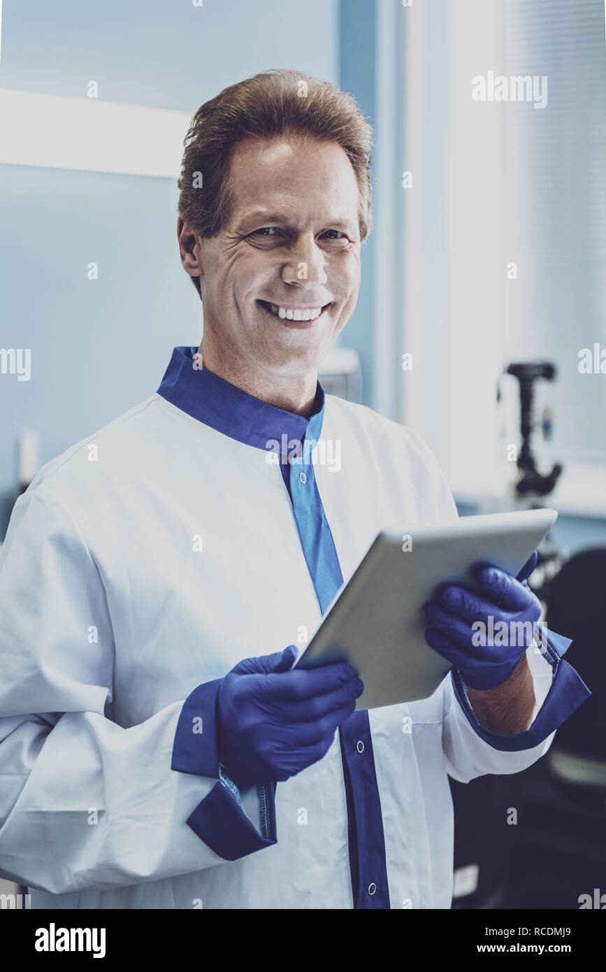 Gene expressions hi-res stock photography and images - Alamy