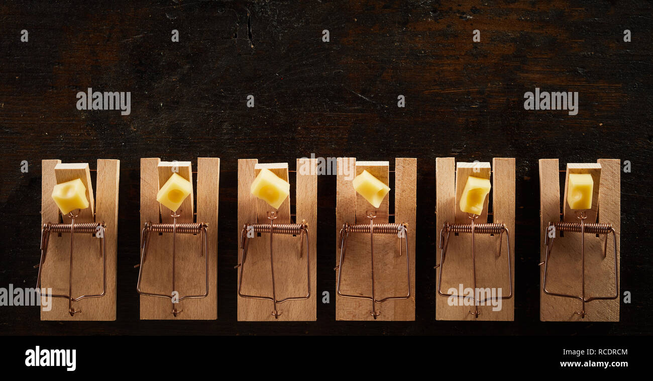 Straight row hi-res stock photography and images - Alamy