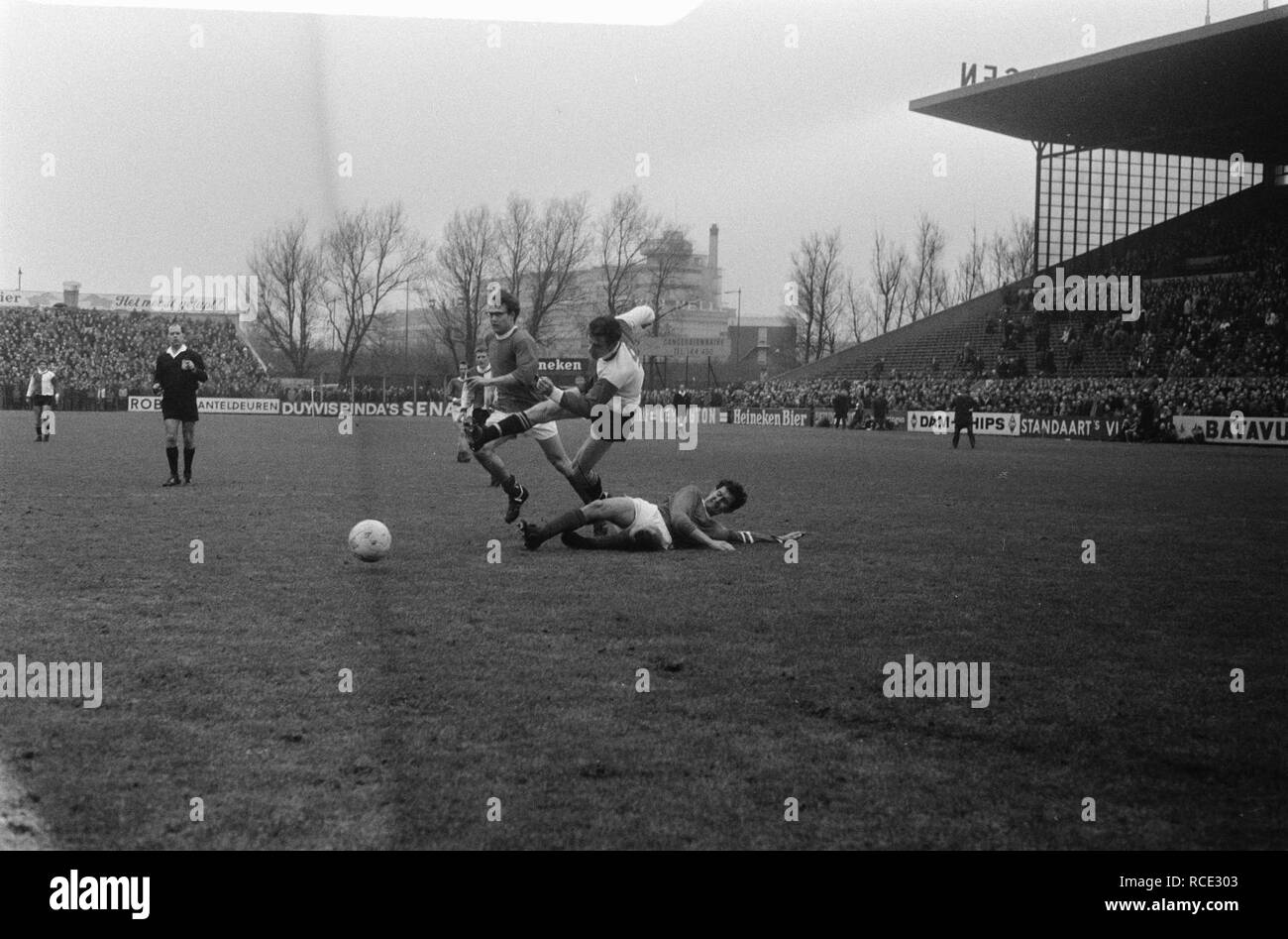 Ajax 1 4 Black and White Stock Photos & Images - Alamy