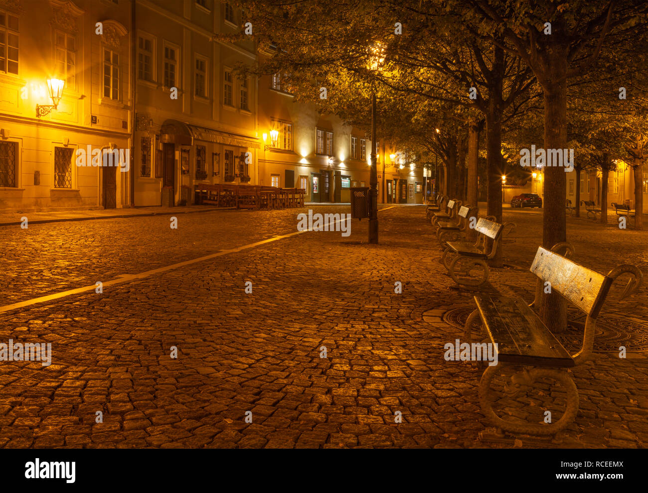 Little square hi-res stock photography and images - Alamy