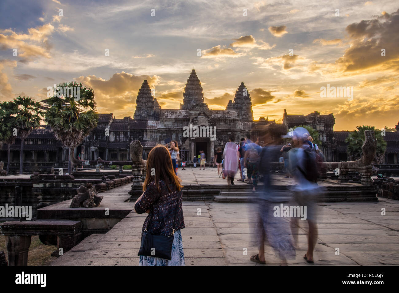 angkor wat sunrise Stock Photo - Alamy
