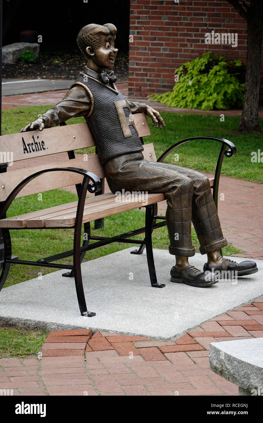 Meredith sculpture walk hi-res stock photography and images - Alamy