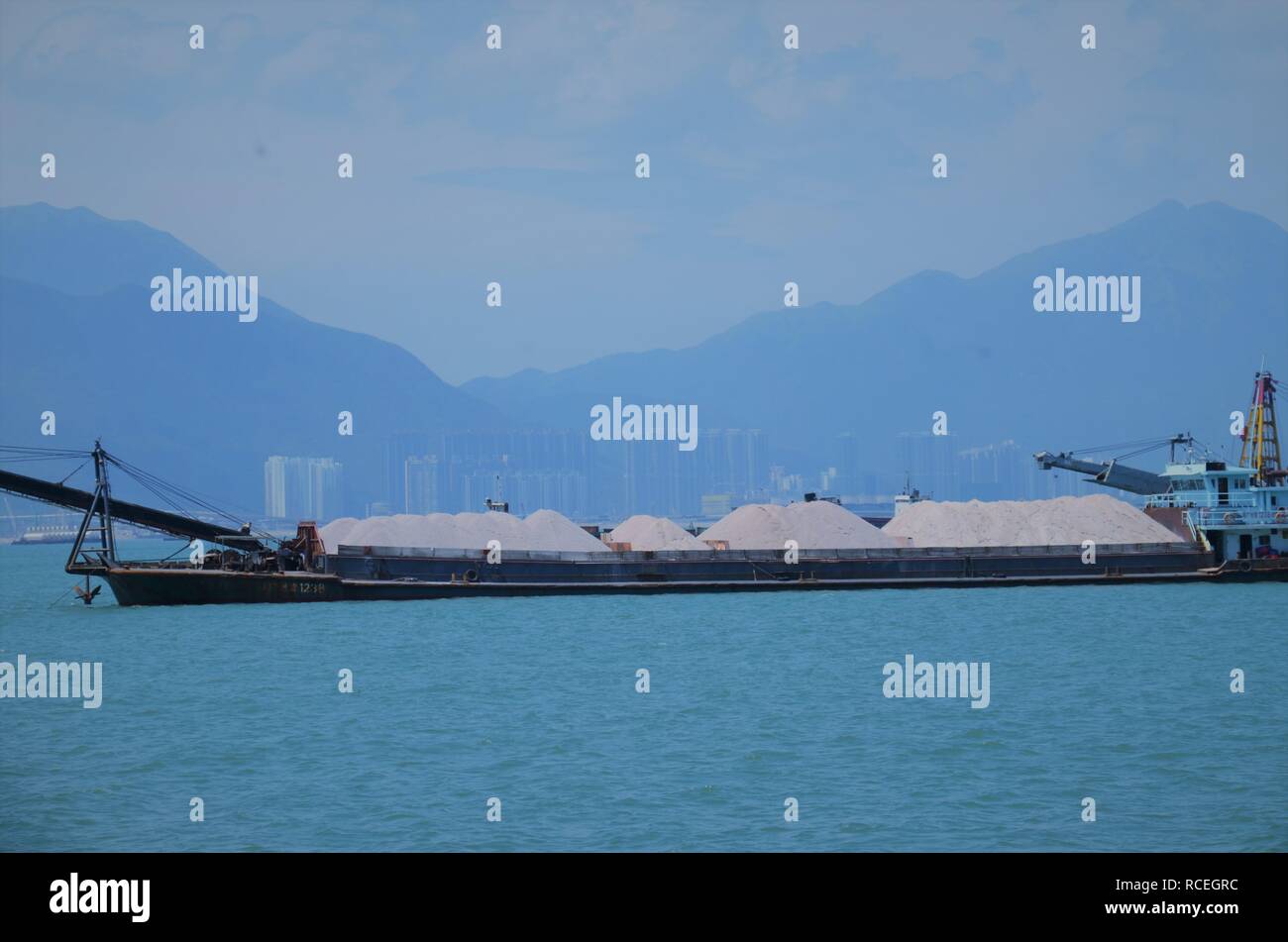 Ship sticks hi-res stock photography and images - Alamy