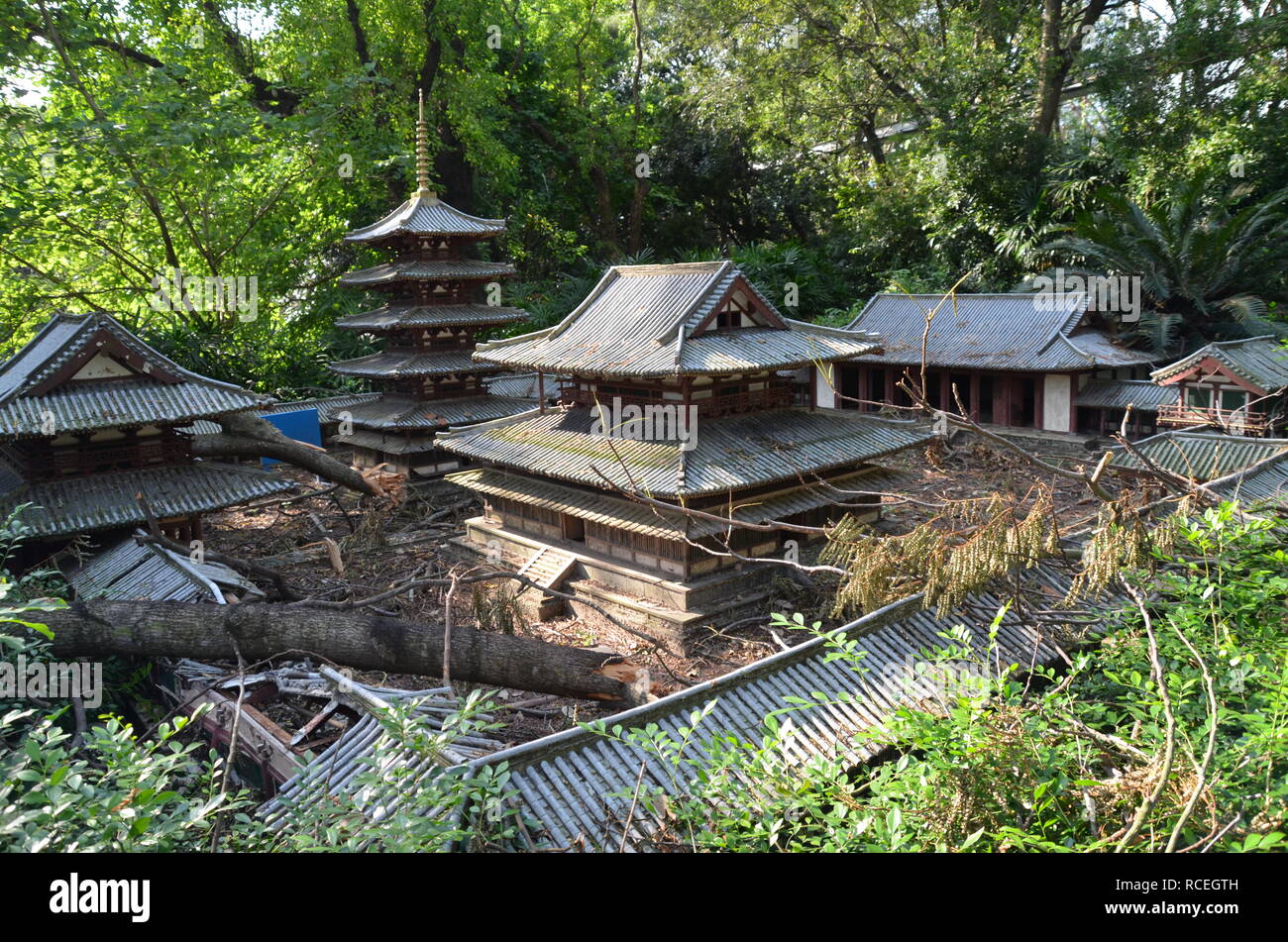 Mini buddha temple hi-res stock photography and images - Alamy