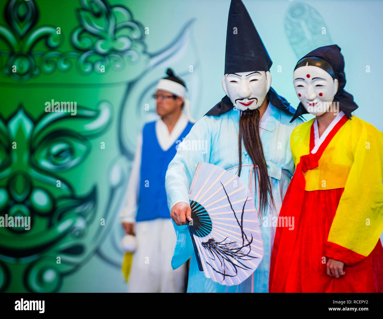 Actors performing the traditional Korean Maskdance at Andong South ...