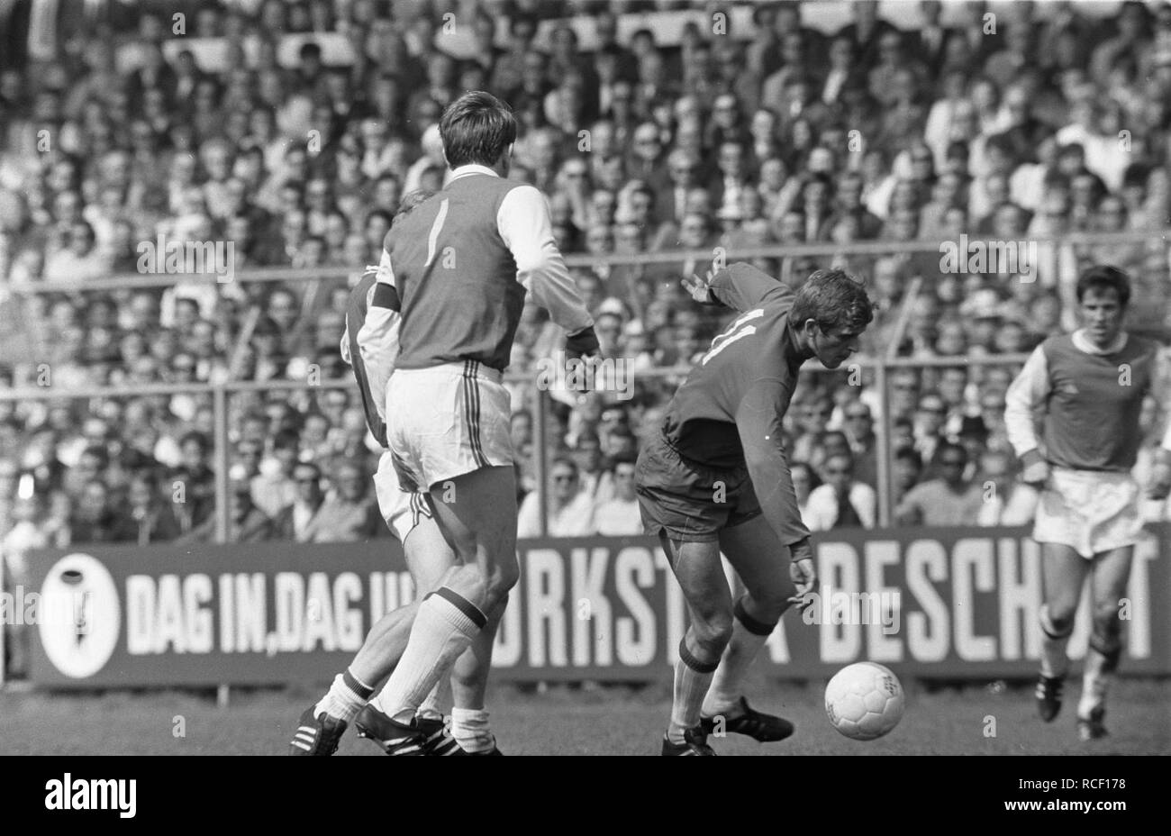 Fc twente 0 2 Black and White Stock Photos & Images - Alamy