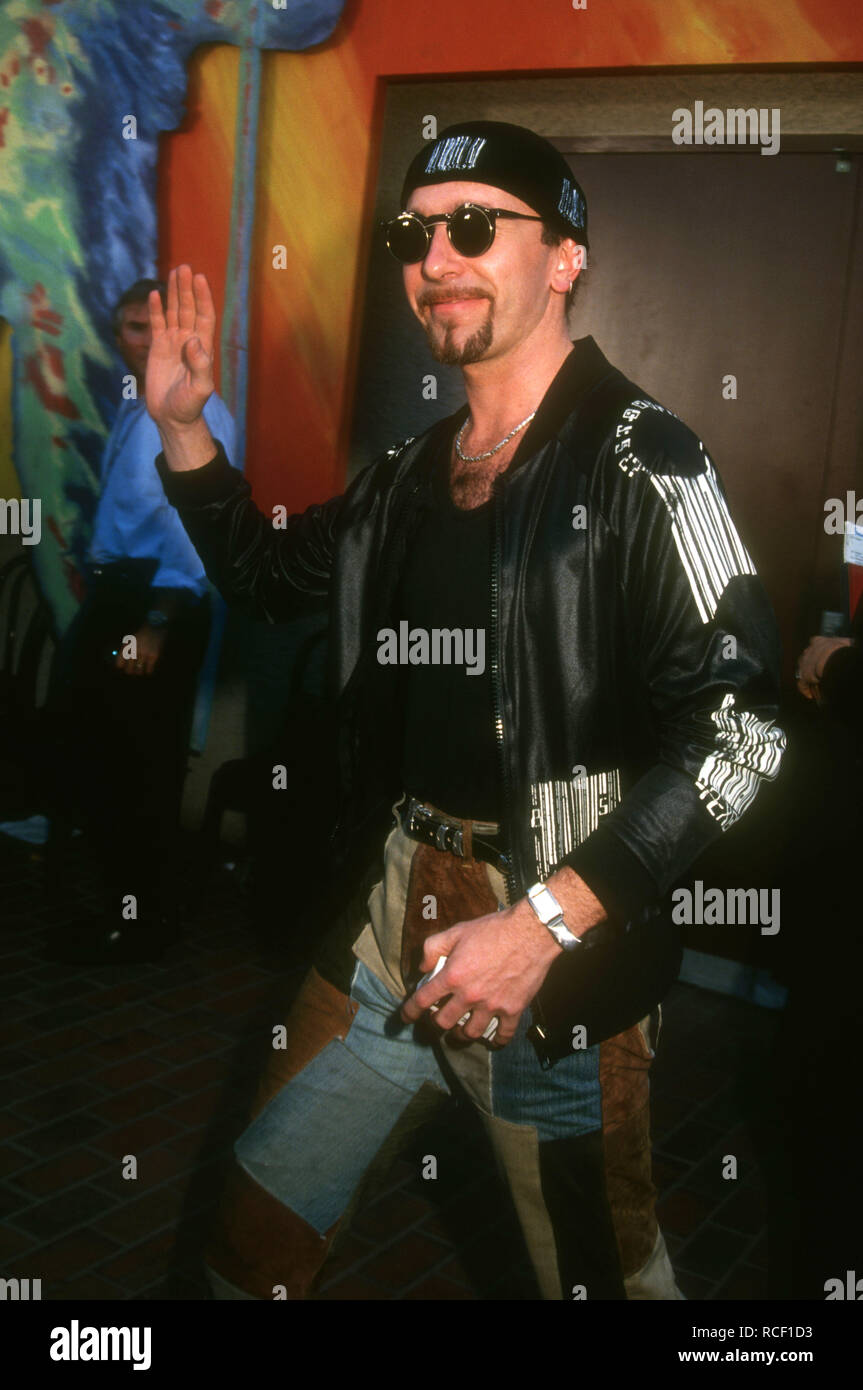 UNIVERSAL CITY, CA - SEPTEMBER 2: Musician The Edge, aka David Howell ...