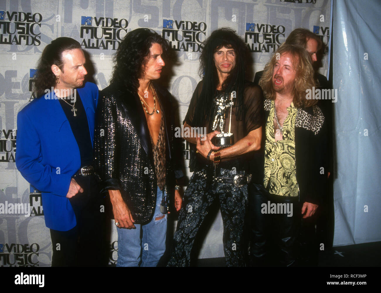 UNIVERSAL CITY, CA - SEPTEMBER 2: (L-R) Drummer Joey Kramer, guitarist ...