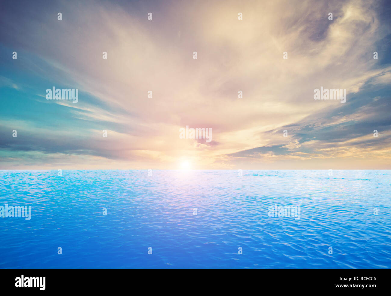 Sky clouds horizon ocean hi-res stock photography and images - Alamy