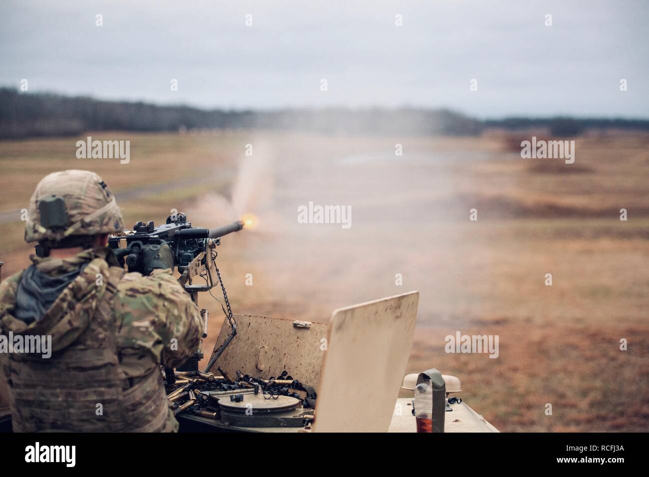U.S. Army Soldiers from Delta Company, 3rd Battalion, 187th Infantry ...