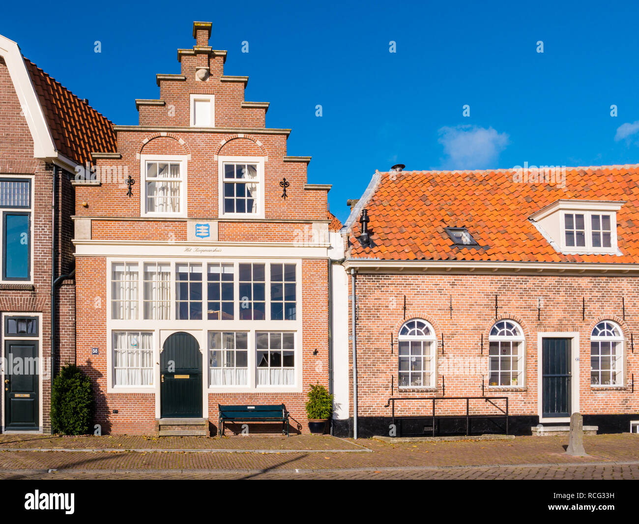 Dutch gable house hi-res stock photography and images - Alamy