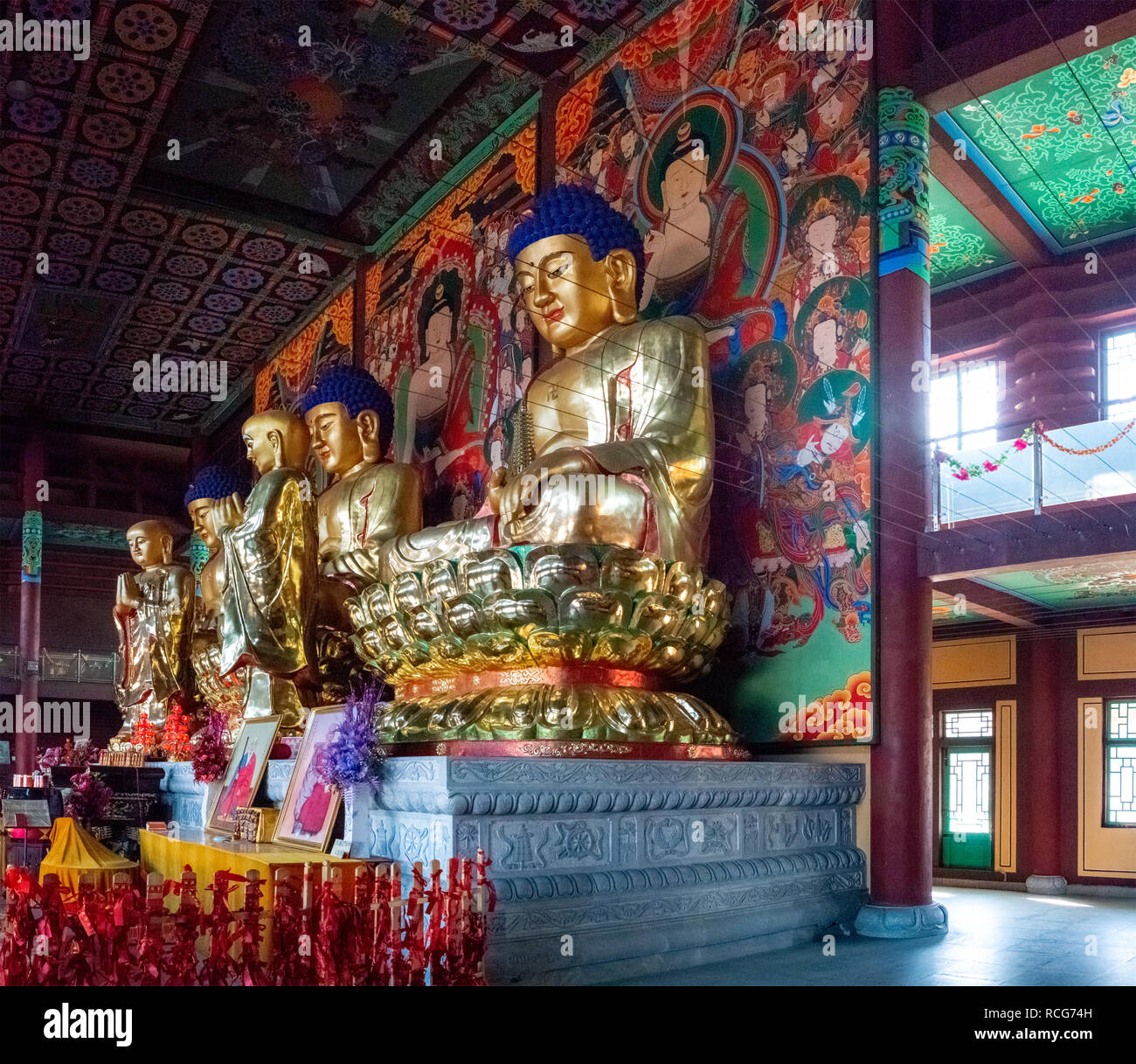 Hua yan hi-res stock photography and images - Alamy