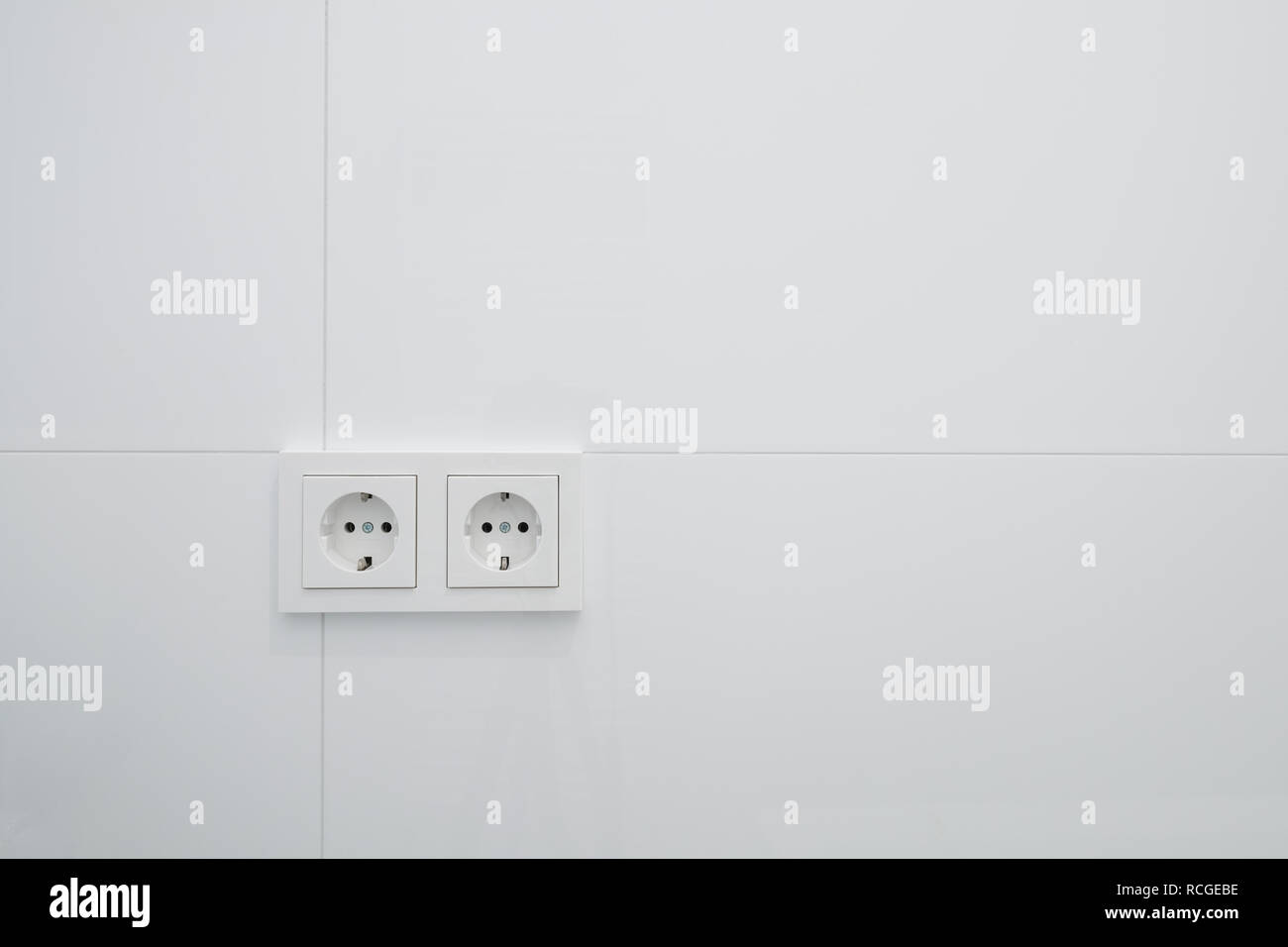 Electric wall socket hi-res stock photography and images - Alamy
