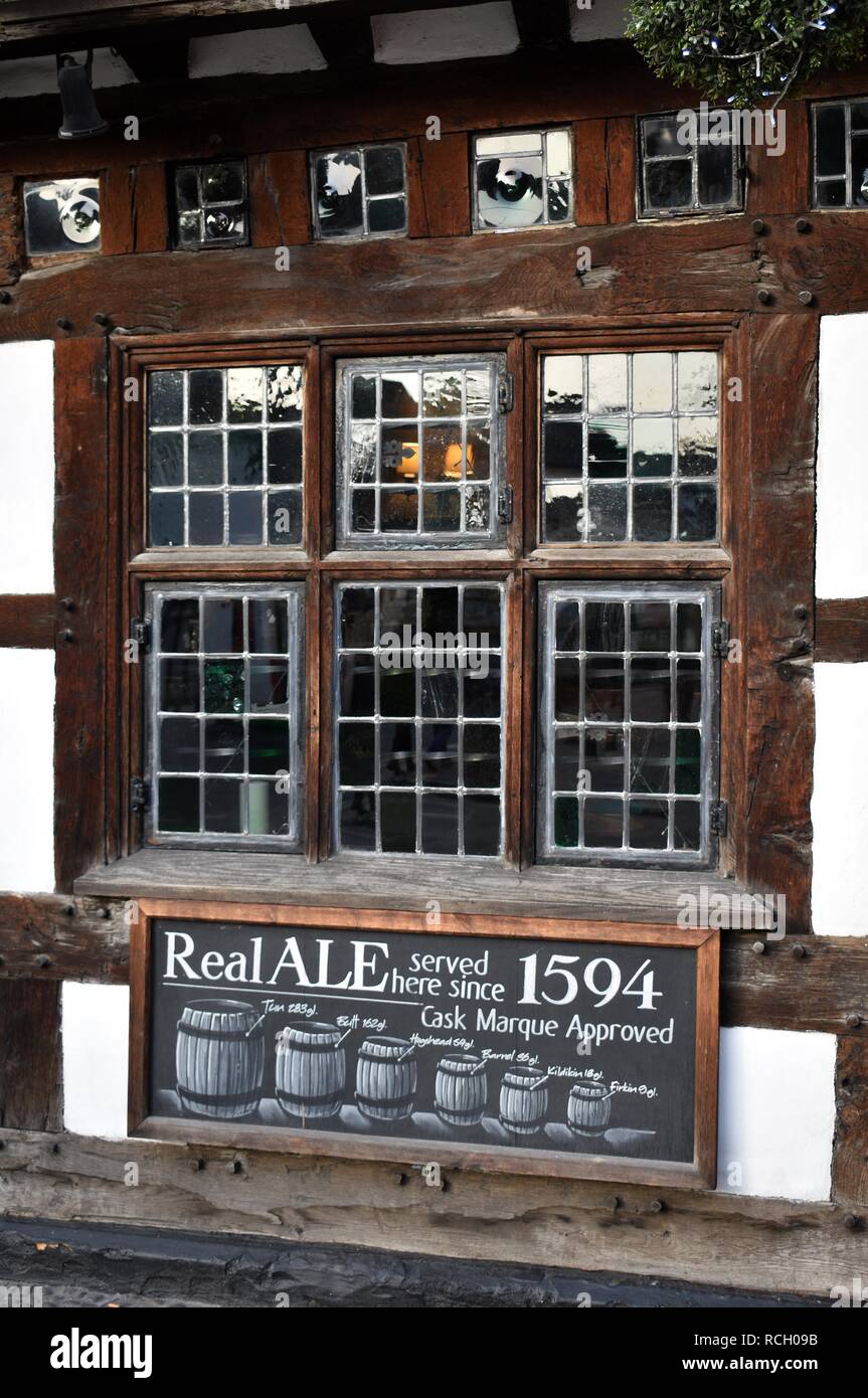 The Garrick Inn Window, Stratford Upon Avon, Warwickshire, England, UK ...