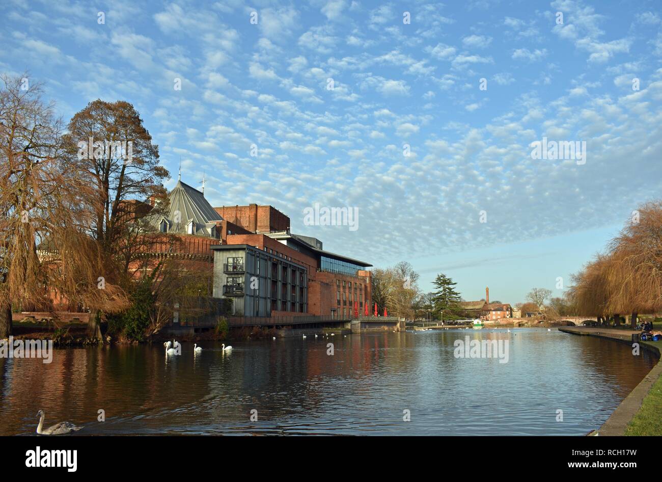 Royal Shakespeare Company, RSC, Theatre & River, Stratford Upon Avon ...