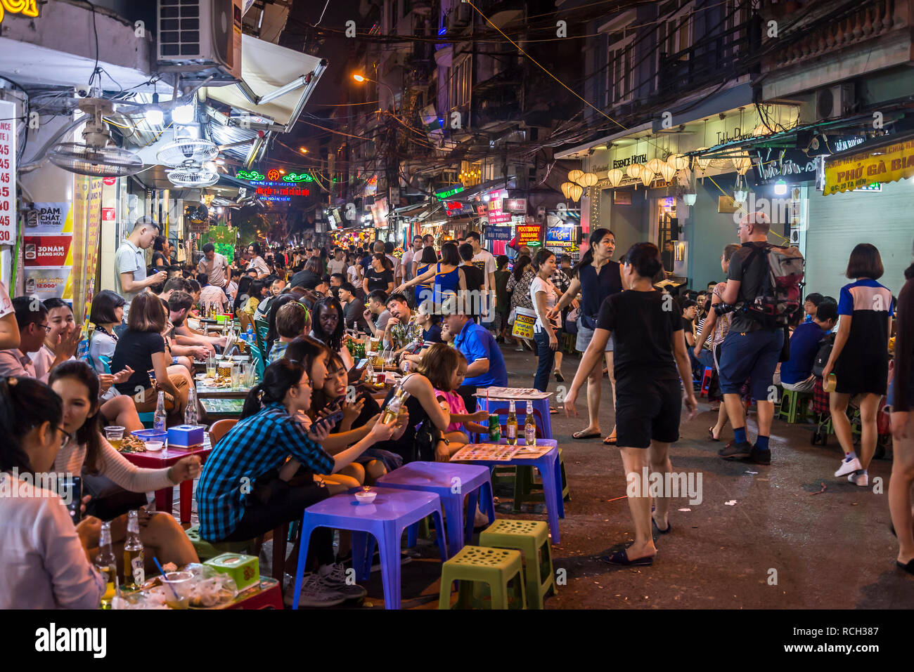 Busy Bia Hoi Junction famous for street food restaurants at night in ...
