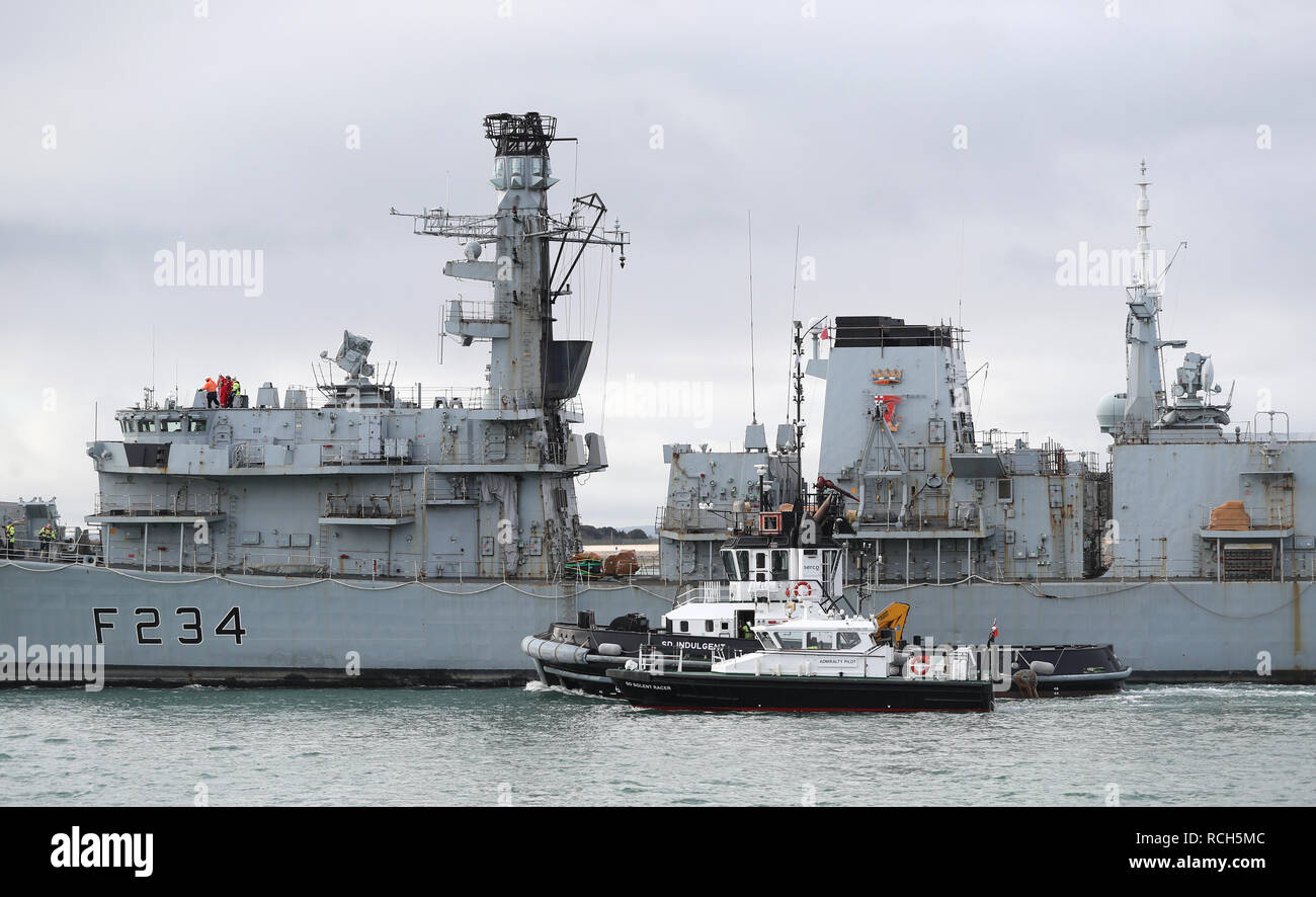 Hms iron duke f234 hi-res stock photography and images - Alamy