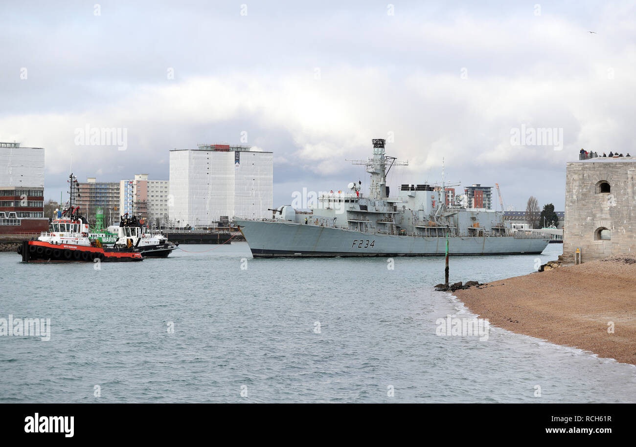 HMS Iron Duke, a Royal Navy Type-23 frigate, makes her way past the ...