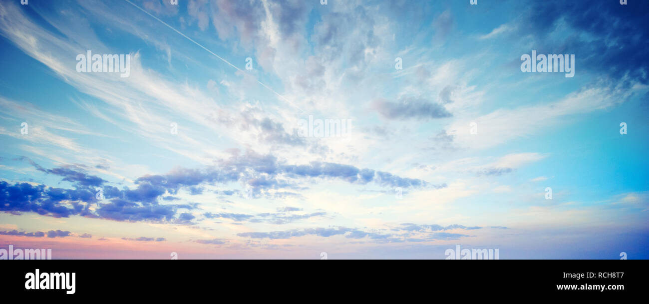 Colors of sunrise hi-res stock photography and images - Alamy