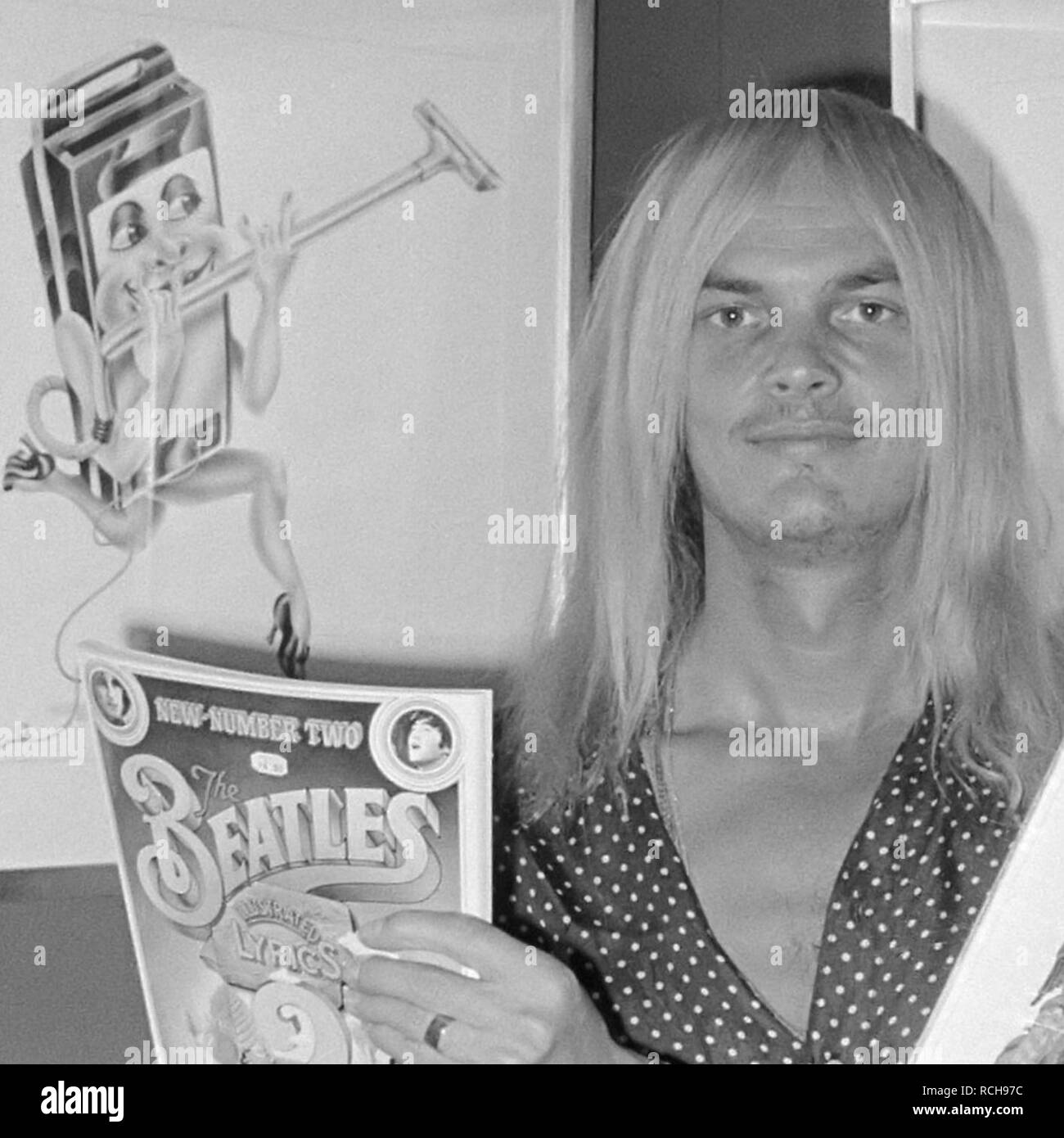 Alan Aldridge (1971 Stock Photo - Alamy