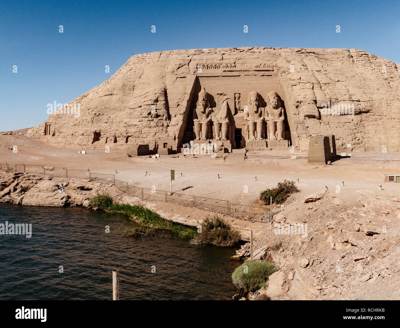 Abu simbel temple hi-res stock photography and images - Alamy
