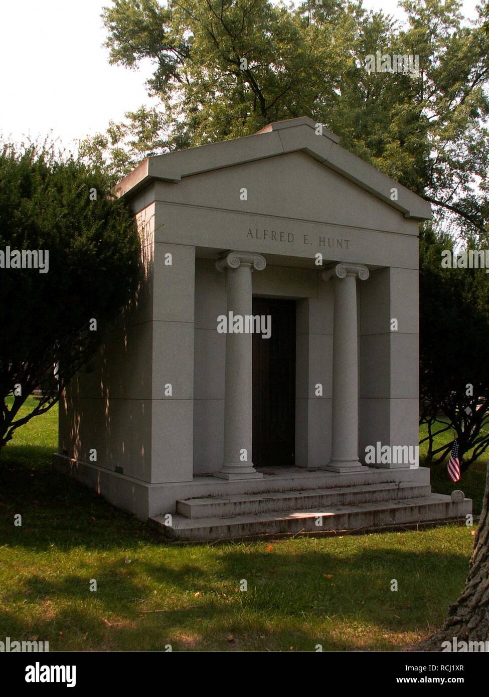 Alfred E. Hunt Mausoleum, Allegheny Cemetery, Pittsburgh Stock Photo ...
