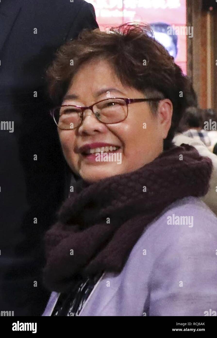 Alice wong hi-res stock photography and images - Alamy