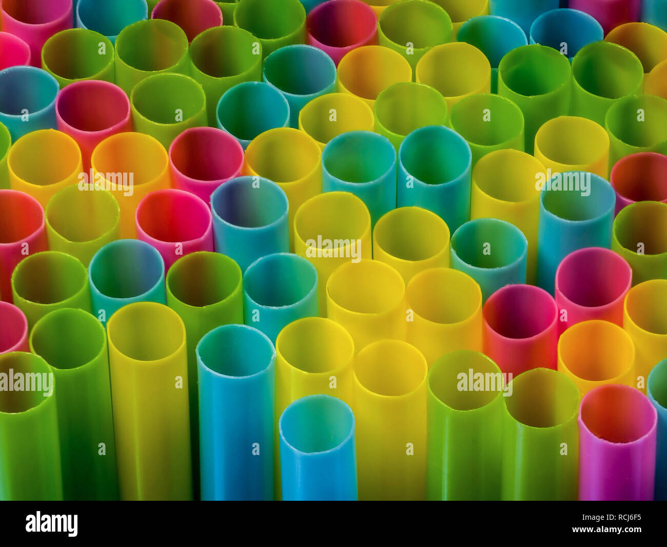 Straw bundle hi-res stock photography and images - Alamy